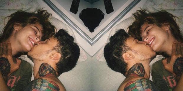 17 Hilariously Embarrassing Kissing Stories Yourtango